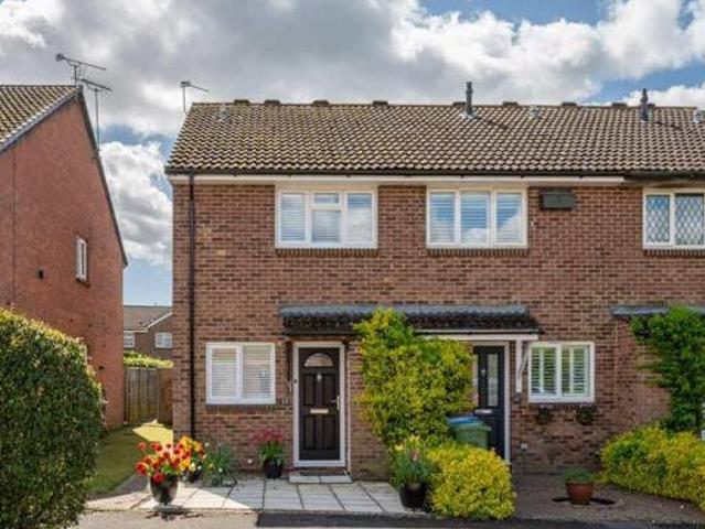 2 Bedroom End Of Terrace House For Sale In Horsham