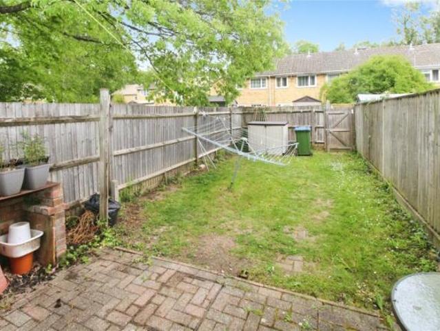 2 bedroom end of terrace house for sale in Hawfinch Close, Southampton, SO16