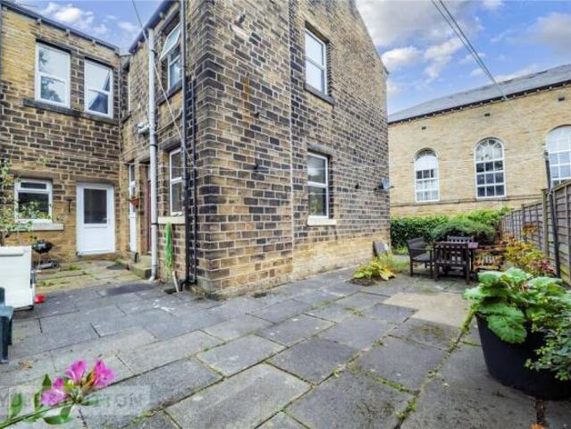 2 bedroom end of terrace house for sale in Haigh Street, Lockwood, Huddersfield, Kirklees, HD1