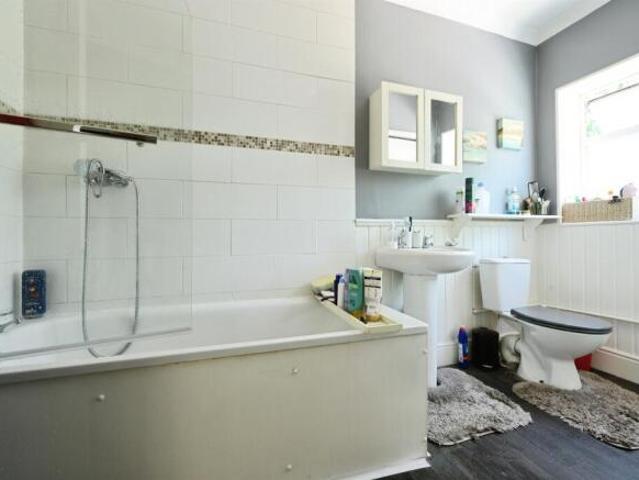 2 bedroom end of terrace house for sale in Hampshire Street, Portsmouth, PO1
