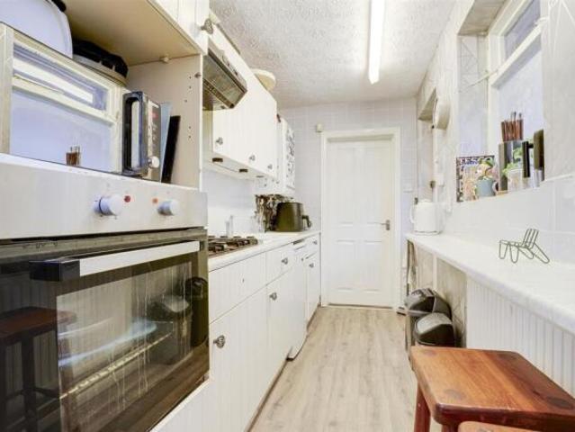 2 bedroom end of terrace house for sale in Hardstaff Road, Nottingham, NG2