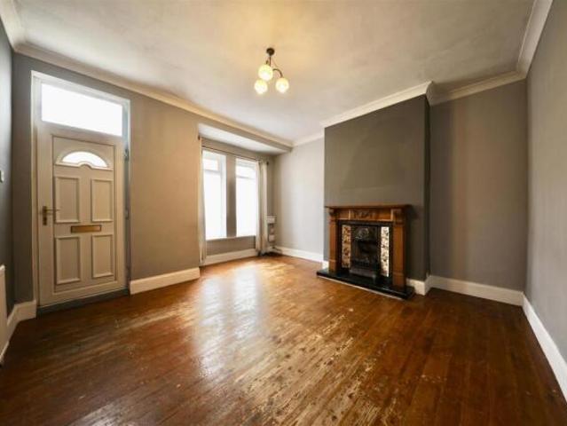 2 bedroom end of terrace house for sale in Hardy Street, Hull, HU5