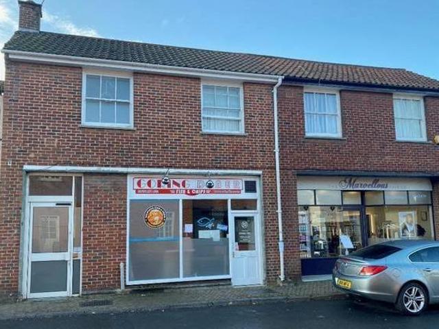 2 bedroom end of terrace house for sale in High Street RG8 RG8