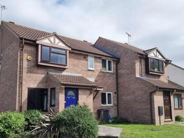 2 Bedroom End Of Terrace House For Sale In Hucclecote