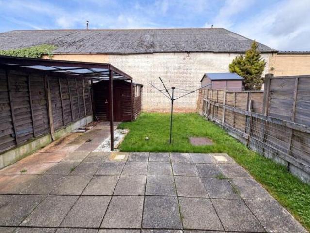 2 bedroom end of terrace house for sale in Hulme Close, Kempston, MK42