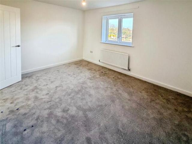 2 bedroom end of terrace house for sale in Hurdle Crescent, Doncaster, South Yorkshire, DN4