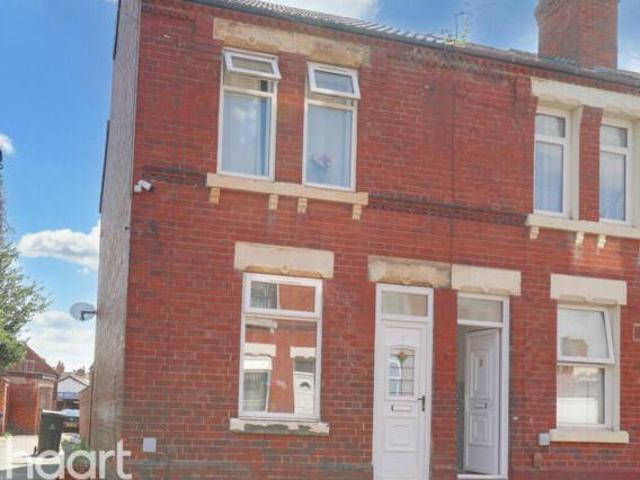 2 Bedroom End Of Terrace House For Sale In Hyde Park