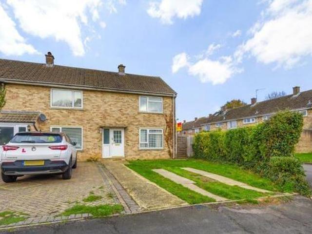2 Bedroom End Of Terrace House For Sale In Oxfordshire