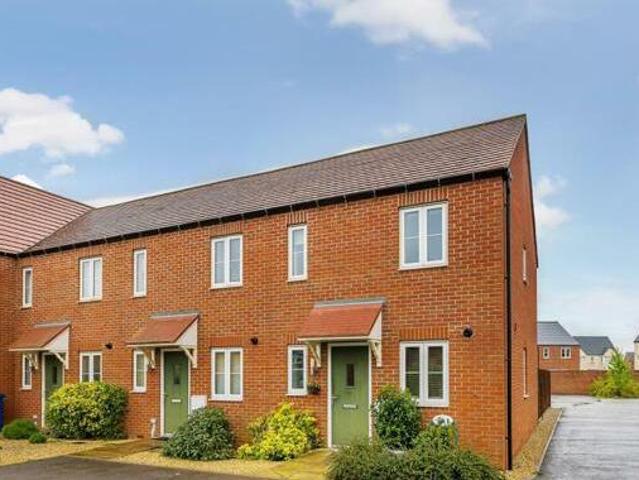 2 Bedroom End Of Terrace House For Sale In Oxfordshire