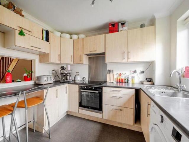 2 bedroom end of terrace house for sale in Lowden Close, Winchester, SO22