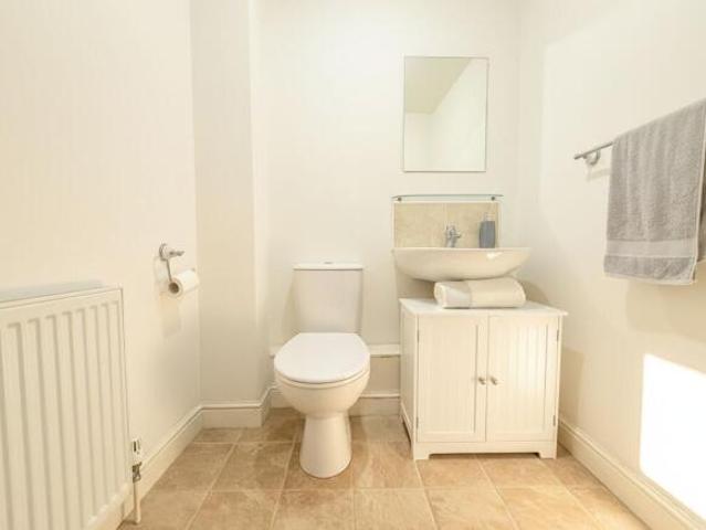 2 bedroom end of terrace house for sale in Lowerhouses Lane, Huddersfield, HD5