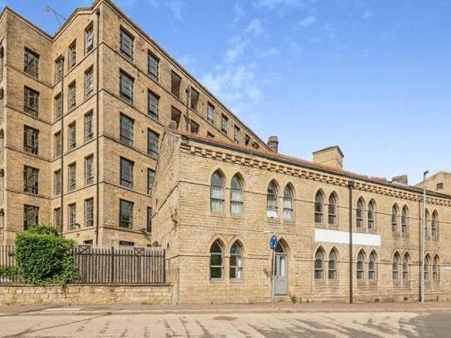 2 Bedroom End Of Terrace House For Sale In Longwood