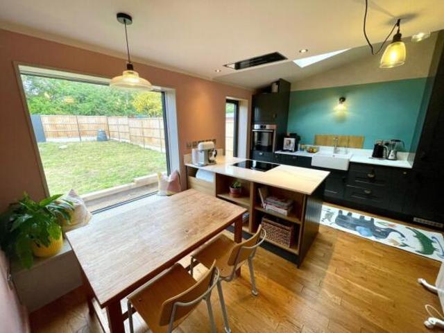2 bedroom end of terrace house for sale in Lawrence Avenue, Wednesfield, Wolverhampton, WV11