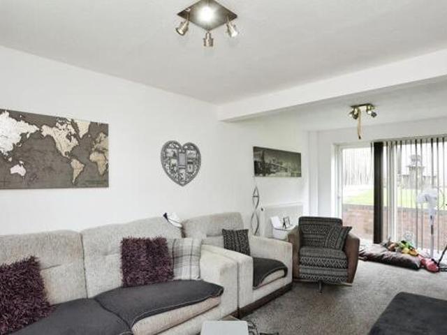 2 Bedroom End Of Terrace House For Sale In Leicester