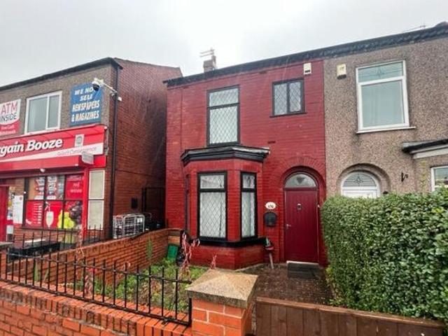 2 Bedroom End Of Terrace House For Sale In Leigh