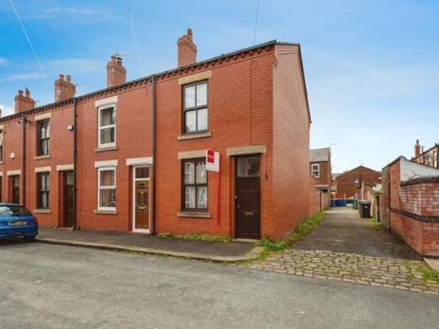 2 Bedroom End Of Terrace House For Sale In Leigh, Lancashire
