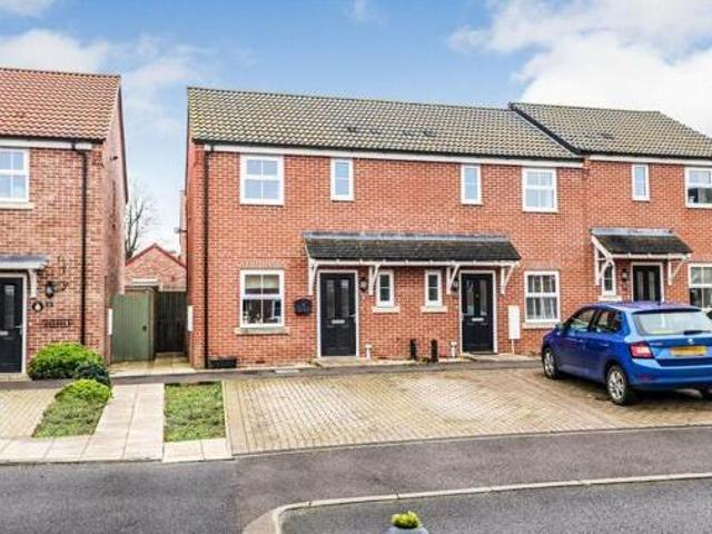 2 Bedroom End Of Terrace House For Sale In Little Plumstead, Norwich
