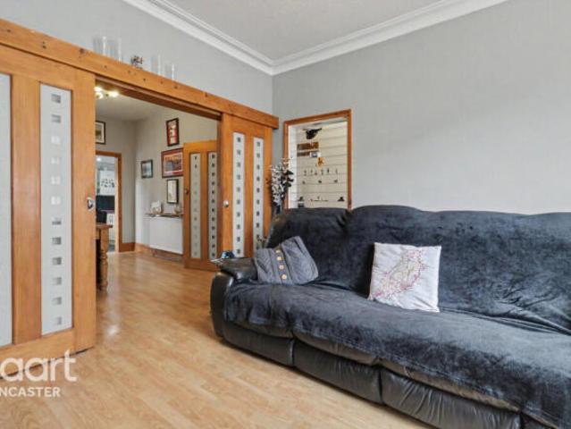 2 bedroom end of terrace house for sale in Littlemoor Lane, Balby, Doncaster, DN4