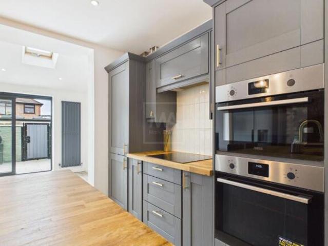 2 bedroom end of terrace house for sale in Liverpool Road, Great Sankey, WA5