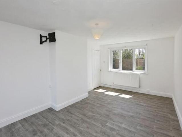 2 bedroom end of terrace house for sale in Montague Close, Southampton, Hampshire, SO19
