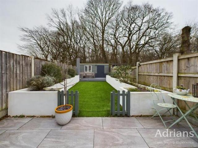 2 bedroom end of terrace house for sale in Madeline Place, CM1