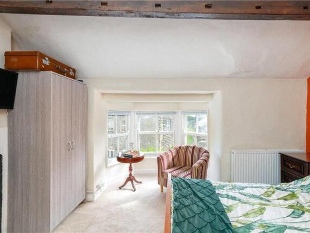 2 bedroom end of terrace house for sale in Main Street, Menston, Ilkley, West Yorkshire, LS29
