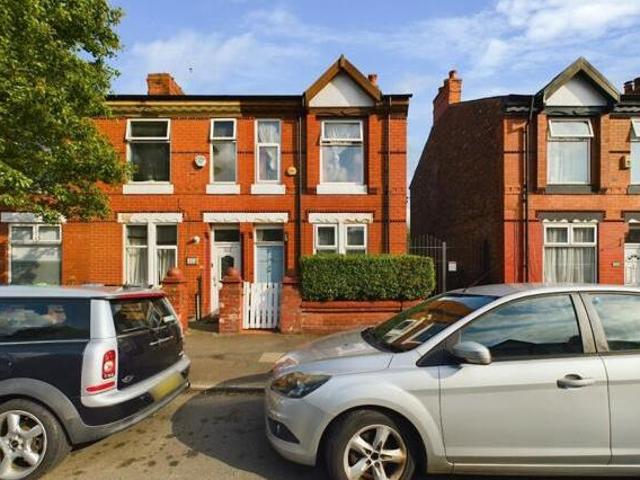 2 Bedroom End Of Terrace House For Sale In Manchester