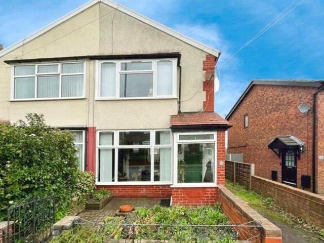 2 Bedroom End Of Terrace House For Sale In Manchester, Greater Manchester