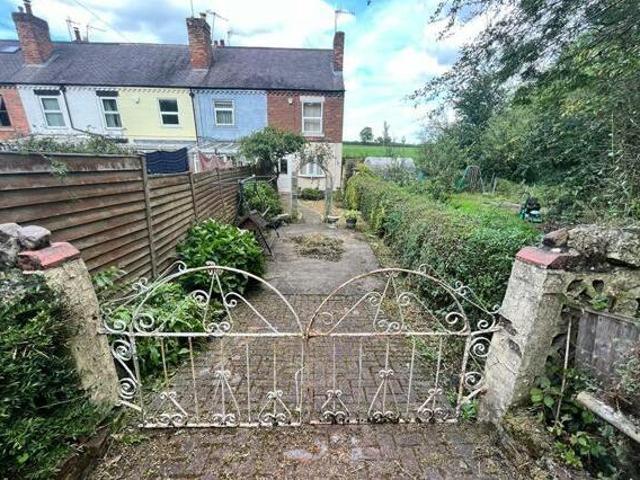 2 Bedroom End Of Terrace House For Sale In Mapperley