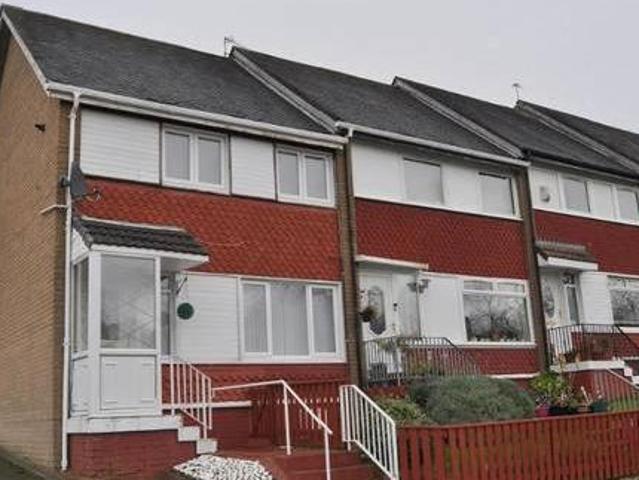 2 bedroom end of terrace house for sale in Mar Gardens Glasgow G73