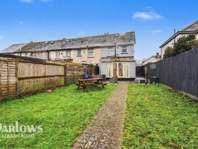 2 bedroom end of terrace house for sale in Meredith Road, Cardiff, CF24
