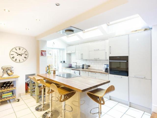 2 bedroom end of terrace house for sale in Merrywood Road, Southville, BS3 1DX, BS3