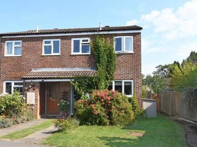 2 bedroom end of terrace house for sale in Milford Virtual Tour Available On Request GU8