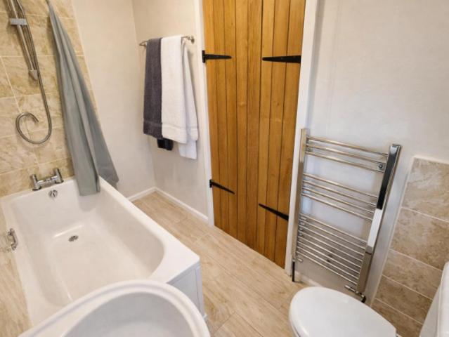 2 bedroom end of terrace house for sale in Milton Street North, Kingsley, Northampton NN2