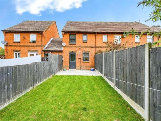 2 bedroom end of terrace house for sale in Muirfield, Luton, LU2