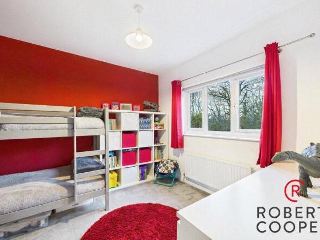 2 bedroom end of terrace house for sale in Muirfield Road, South Oxhey, WD19