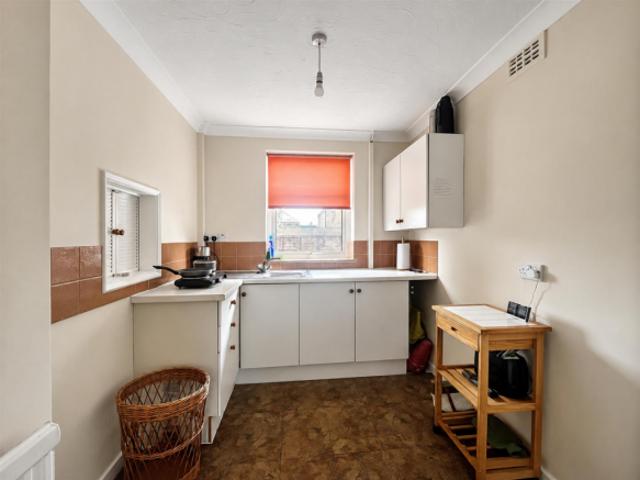 2 bedroom end of terrace house for sale in Norwich, NR5