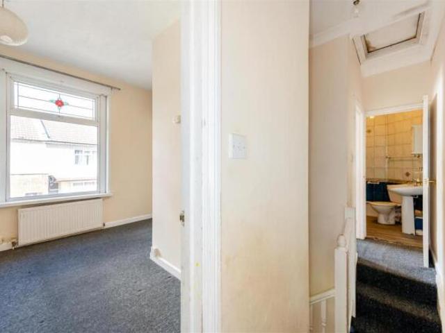 2 bedroom end of terrace house for sale in New Road, Portsmouth, PO2