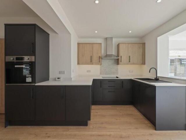 2 bedroom end of terrace house for sale in Newent Lane, Crookes, Sheffield, S10