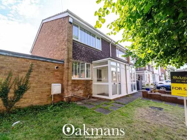 2 bedroom end of terrace house for sale in Serpentine Road, Ha.