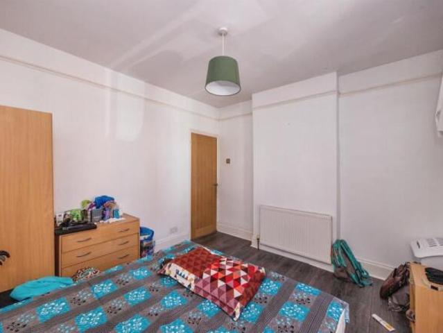2 bedroom end of terrace house for sale in Shanklin Road, Southsea, PO4
