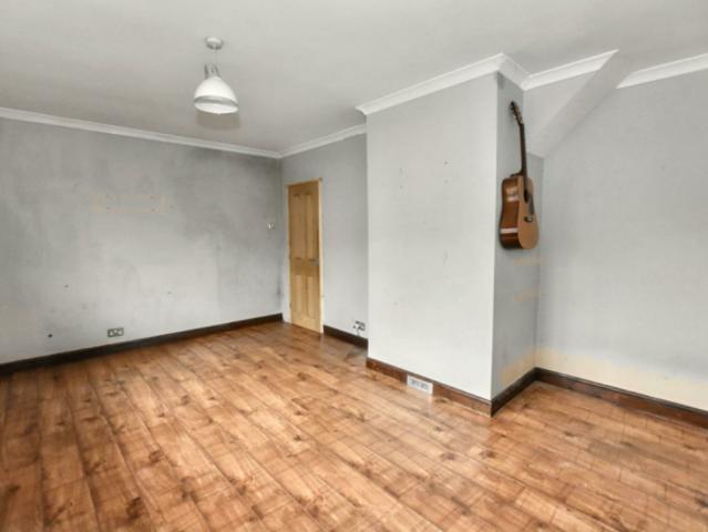 2 bedroom end of terrace house for sale in Sheepscroft, Bristol, BS13