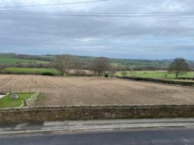 2 Bedroom End Of Terrace House For Sale In Skelmanthorpe