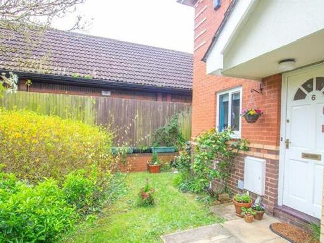 2 Bedroom End Of Terrace House For Sale In St. Annes Park, Bristol