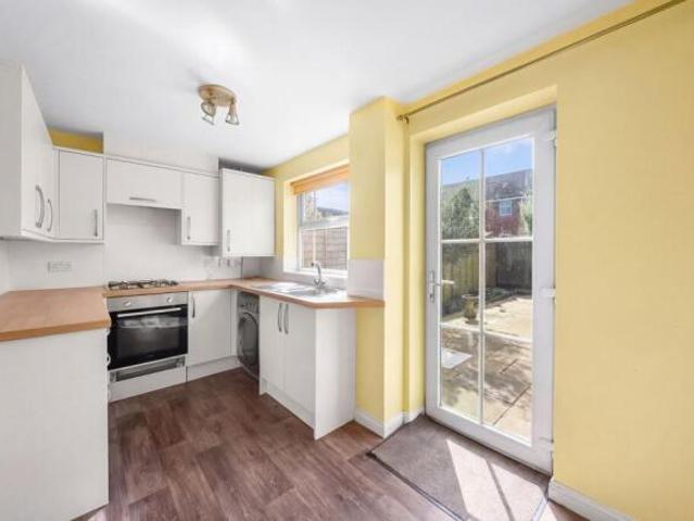 2 bedroom end of terrace house for sale in St. Georges Walk, Harrogate, HG2