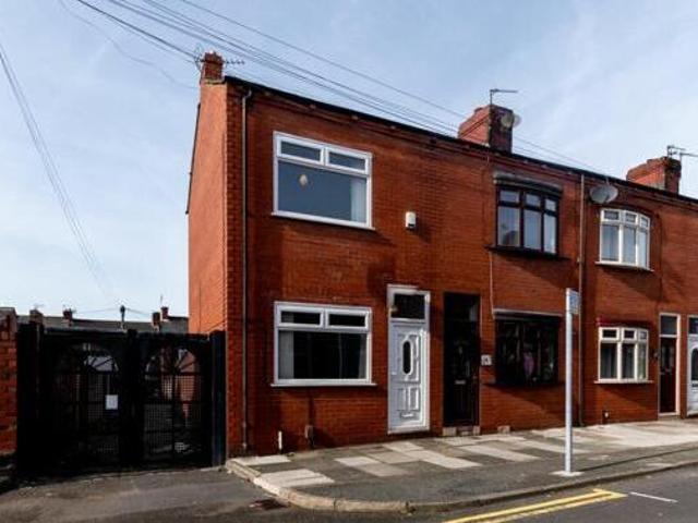 2 Bedroom End Of Terrace House For Sale In St. Helens