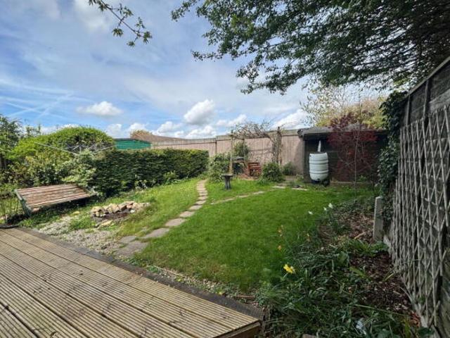 2 bedroom end of terrace house for sale in Staplehurst, Kent, TN12
