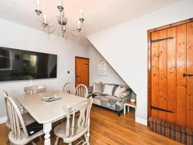2 bedroom end of terrace house for sale in Station Road, Penketh, Warrington, Cheshire, WA5