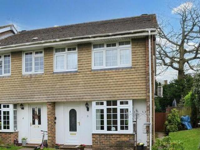 2 Bedroom End Of Terrace House For Sale In Storrington, West Sussex
