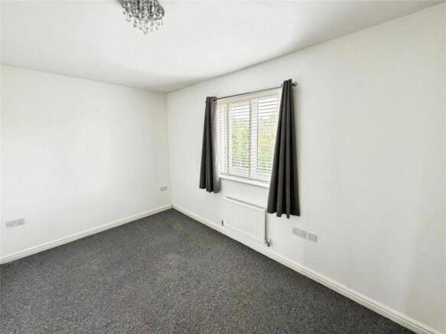 2 bedroom end of terrace house for sale in Summit Drive, Bessacarr, Doncaster, South Yorkshire, DN4